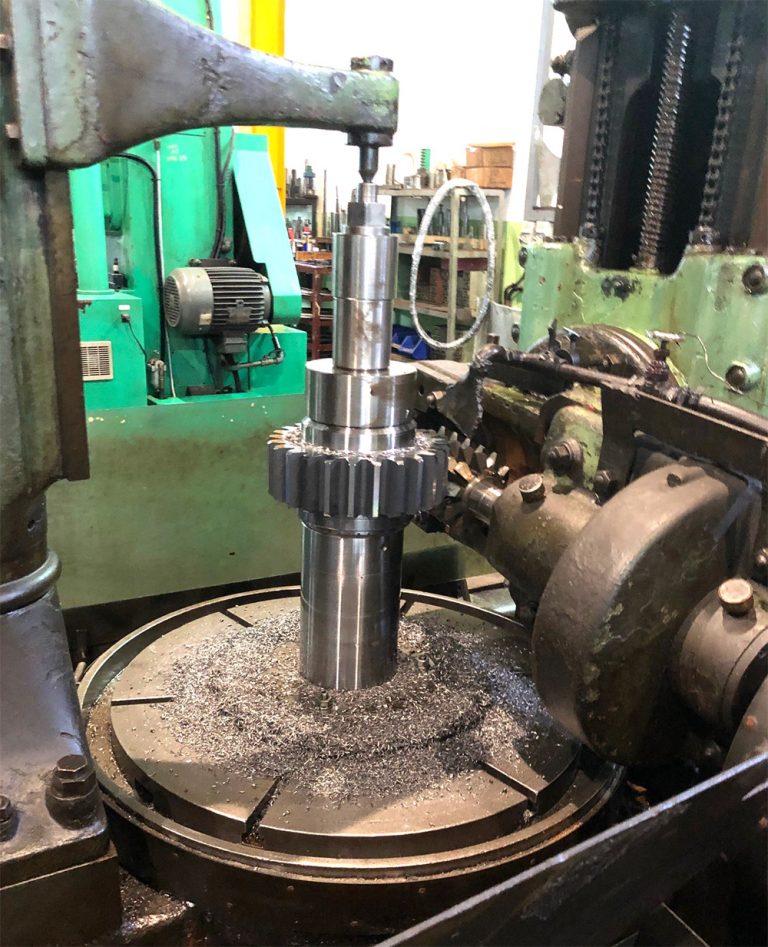 Spline Shaft Hobbing Machine: Keyways, Pinion, & Bevel Gears